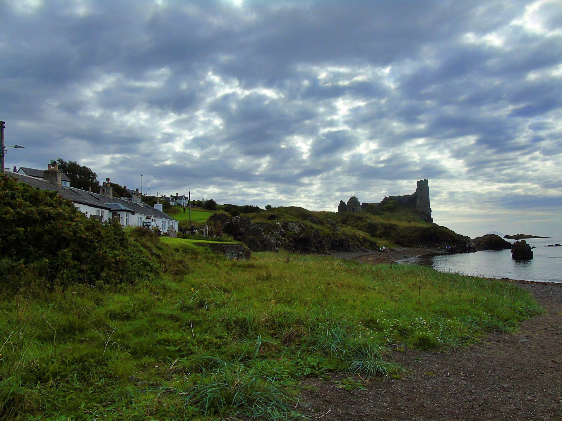 Dunure Castle e il villaggio di Dunure: labirinto, spiagge e location ...