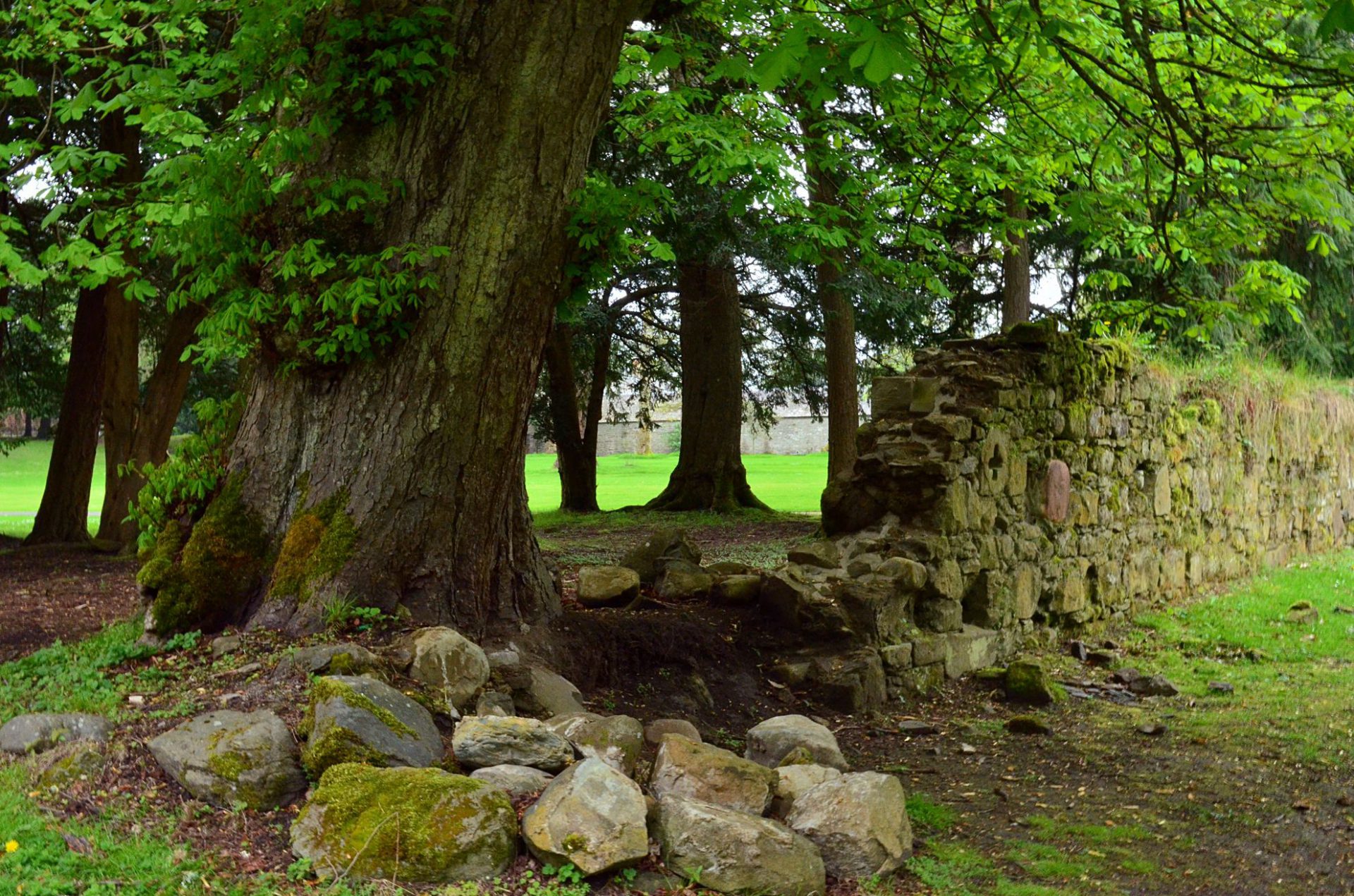 Scone Palace: la pietra del destino e prima capitale della Scozia unita