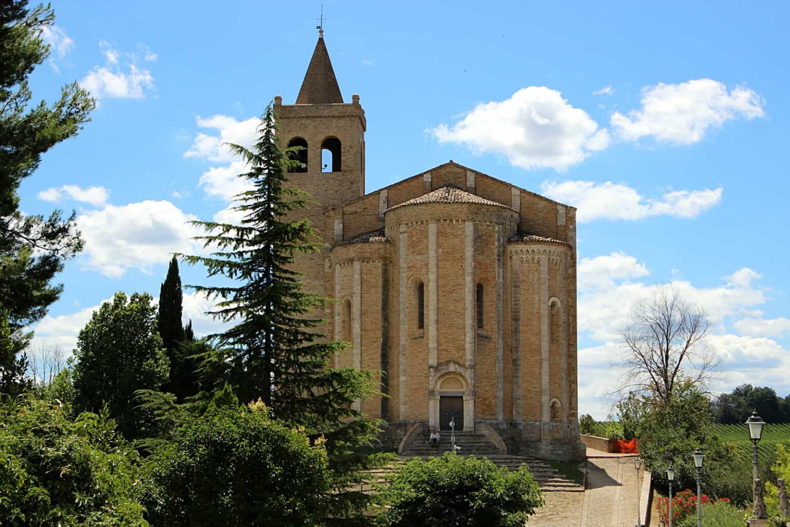 Cosa vedere a Offida un borgo tra i più belli d'Italia nelle Marche