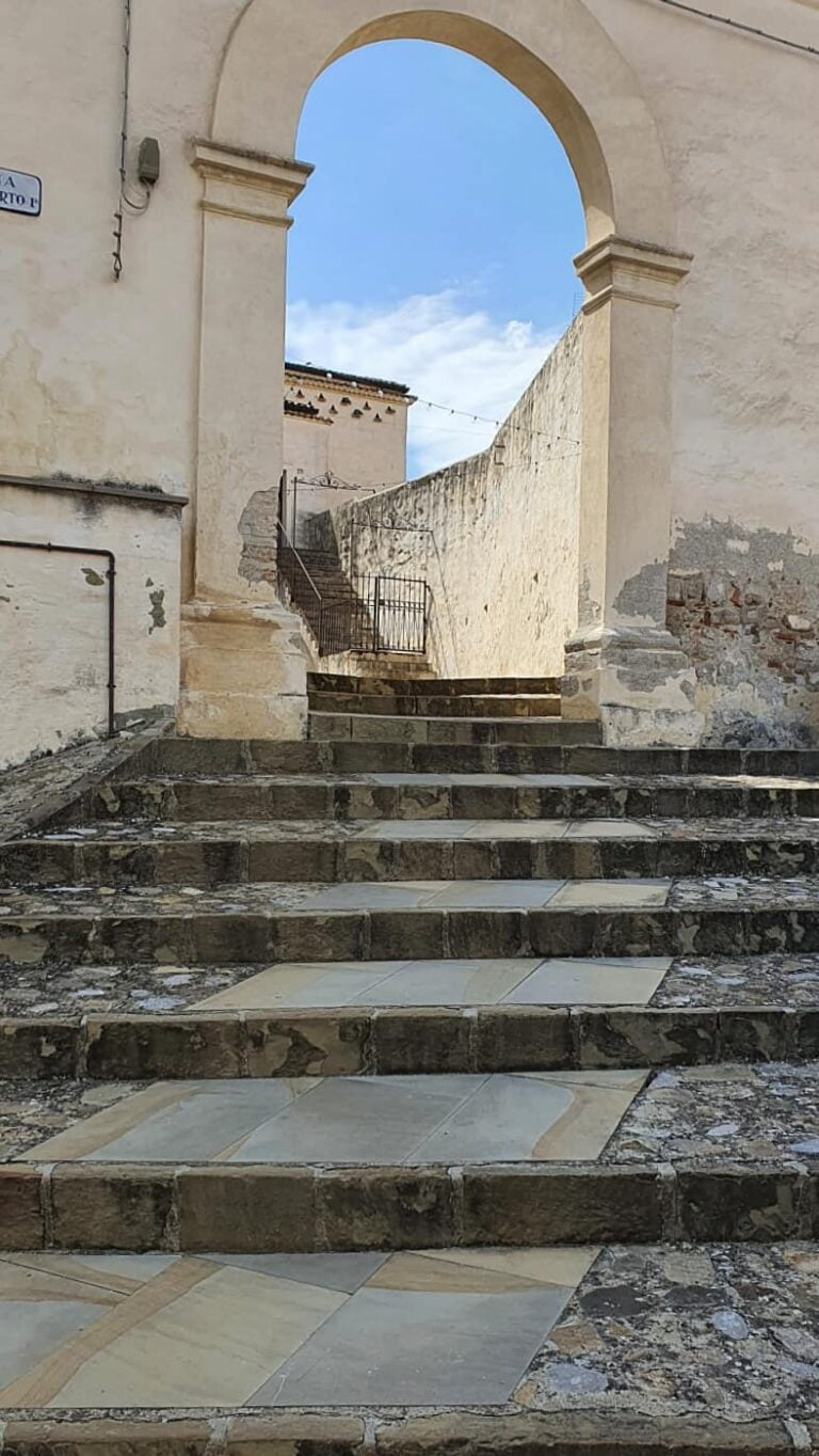 Aliano: cosa vedere nel borgo dei calanchi e Carlo Levi (Basilicata)
