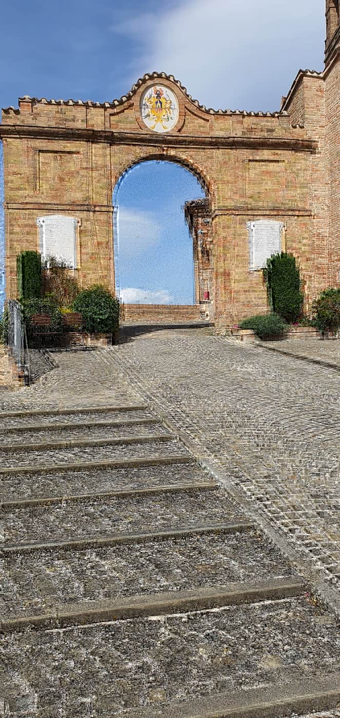 I nove castelli di Arcevia nelle Marche: i più belli e cosa vedere